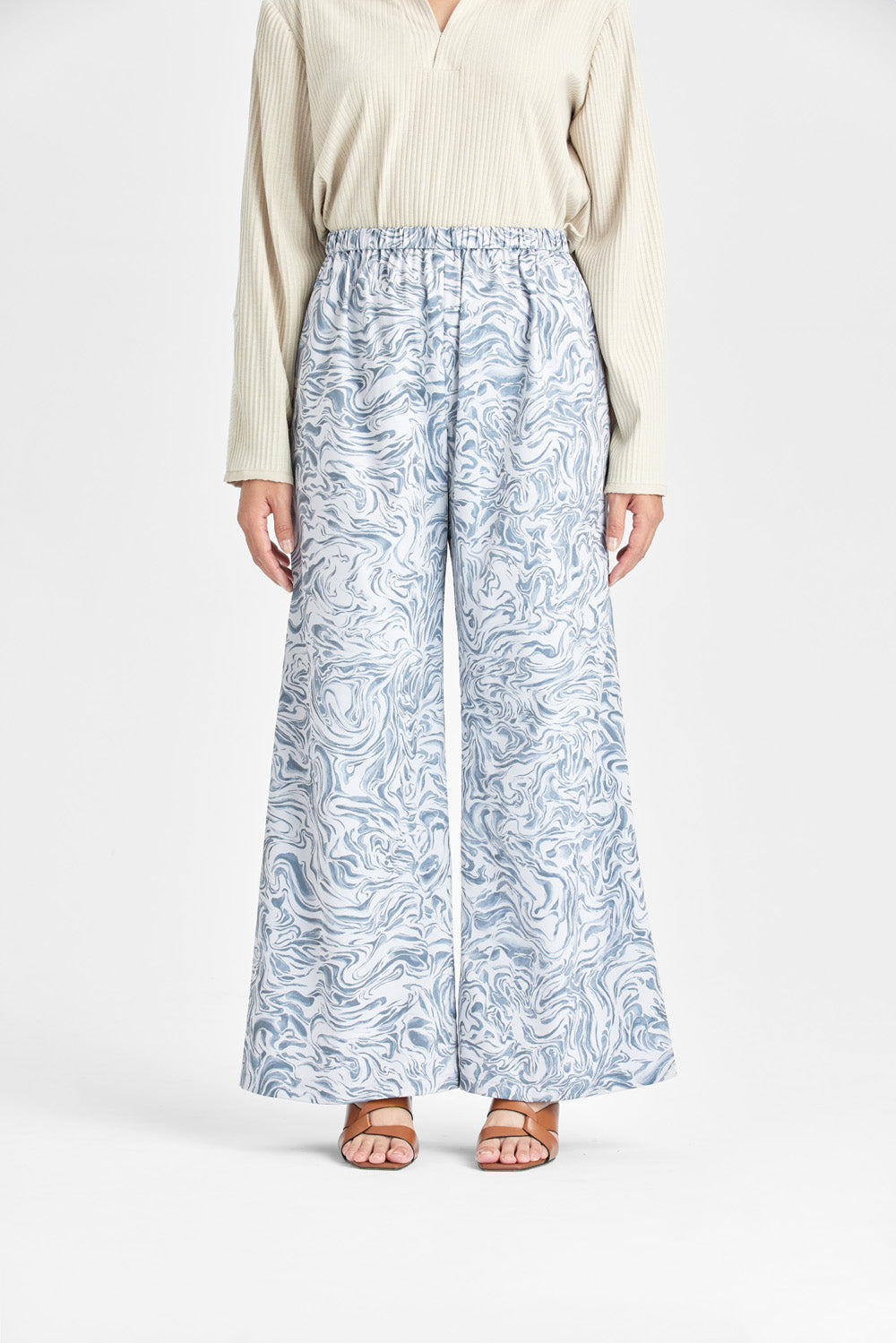 Flowing water print wide flared trousers – EMORA